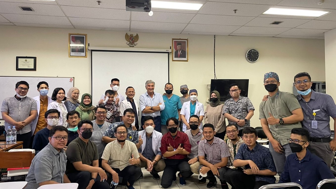 Profesor Salvatore Di Somma: Program Tamu di UGM – Kardiologi FKKMK UGM