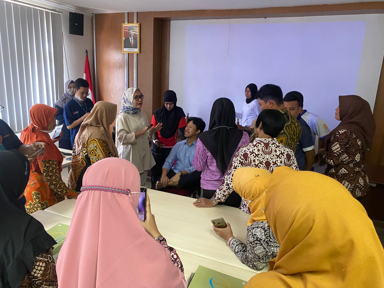 Prof. Dr. Lucia Kris Dinarti dan Tim Kardiologi UGM Memperkuat Deteksi ...